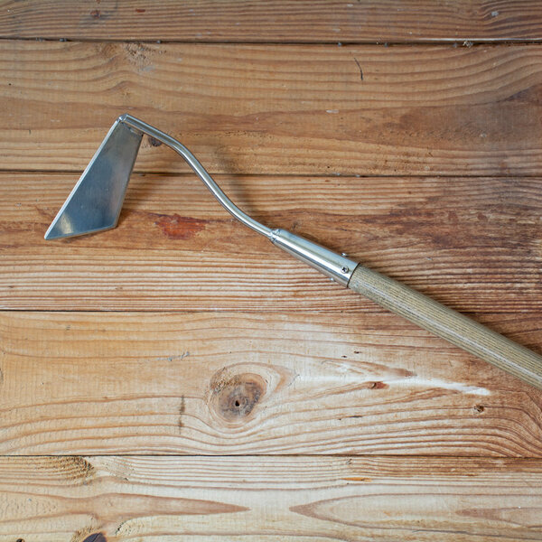 Spear & Jackson Angled Swoe | White Flower Farm