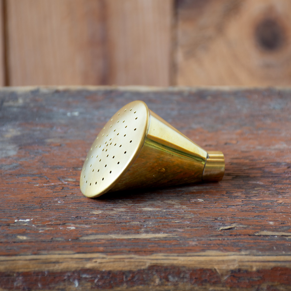 Haws Brass Round Rose - Extra Coarse Spray | White Flower Farm