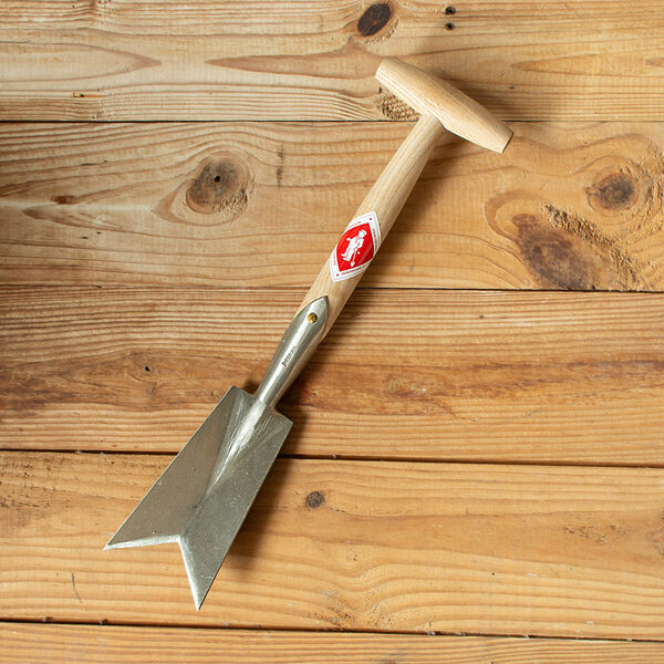 Transplanting Spade | White Flower Farm