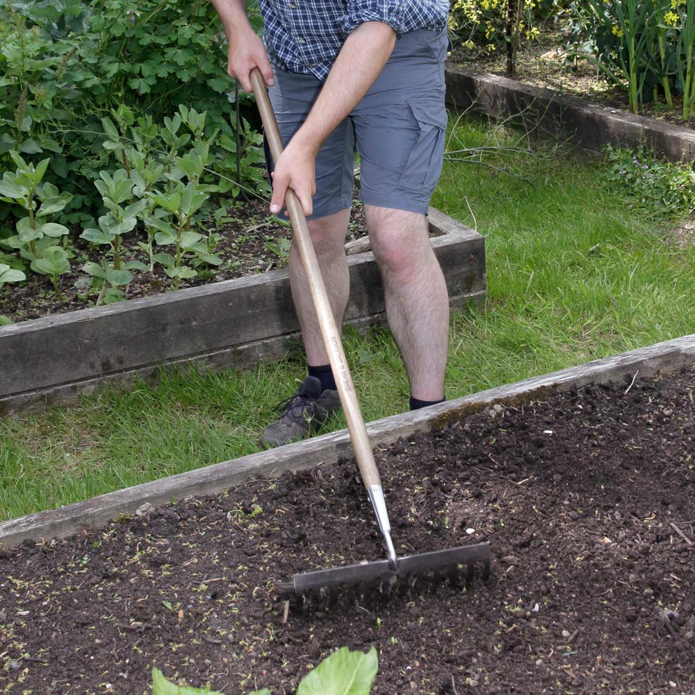 Spear & Jackson Traditional Soil Rake | White Flower Farm
