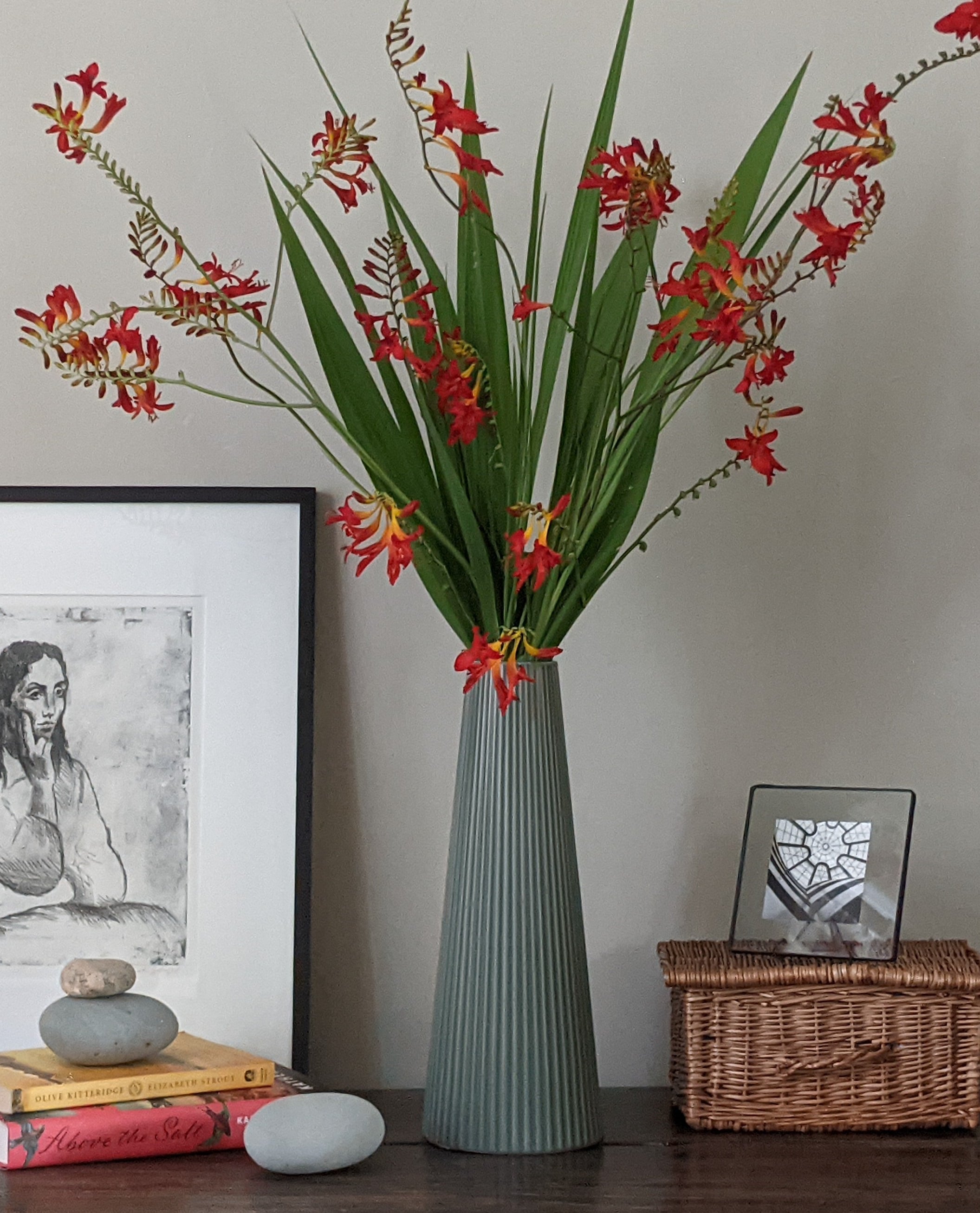 Pitchers & Vases | White Flower Farm